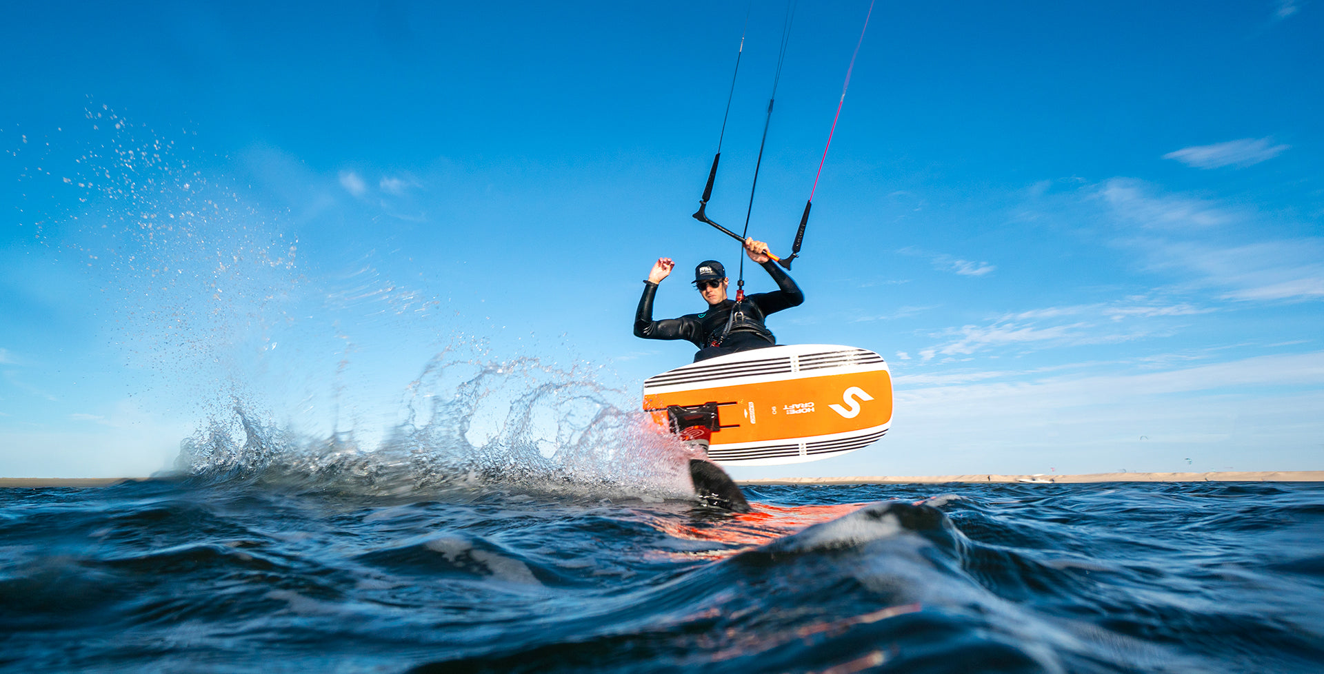 Why Kite-Specific Front Wings Matter – Slingshot Sports